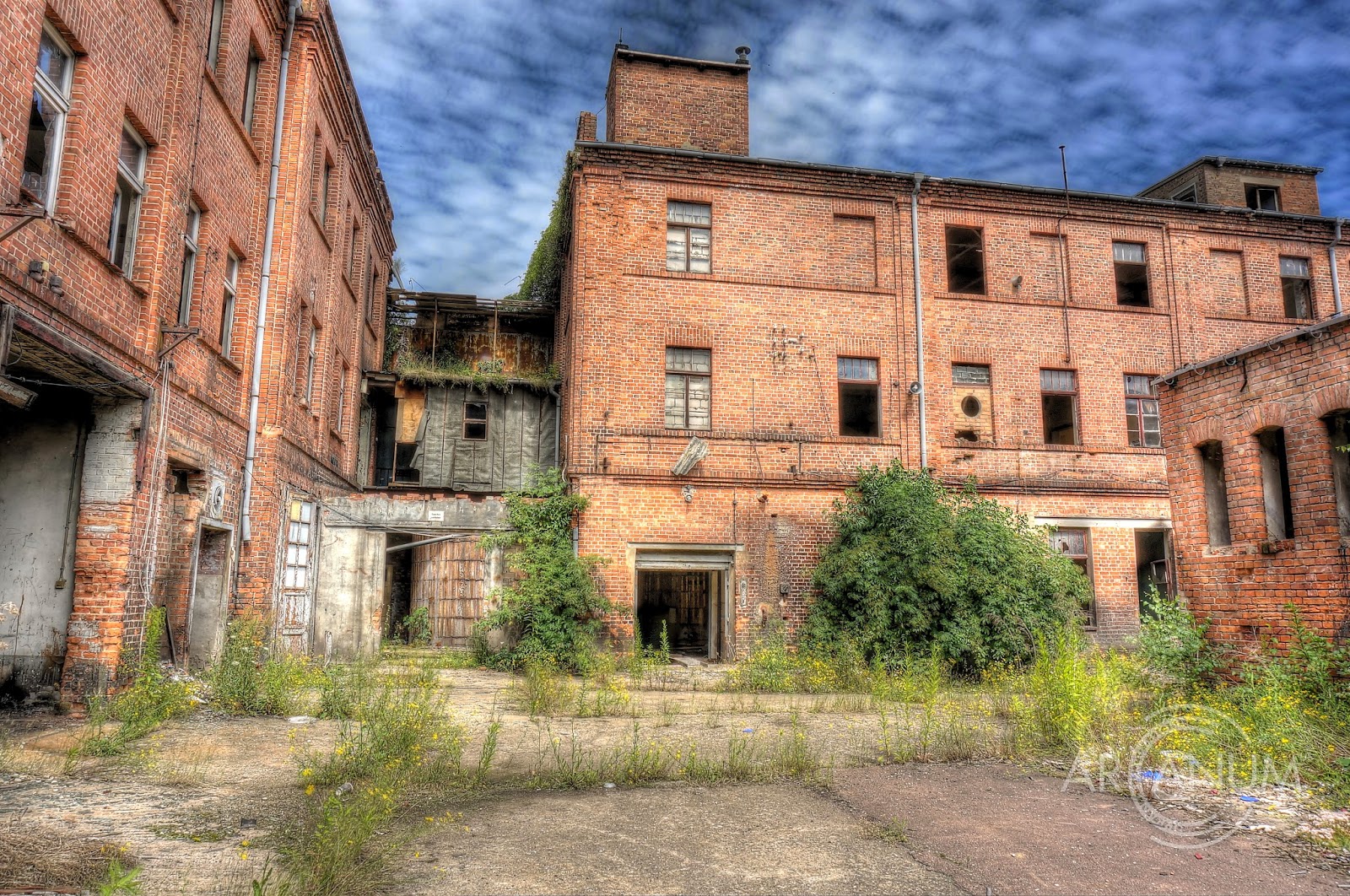 arcanum. urban exploration.: Color and Glue Factory