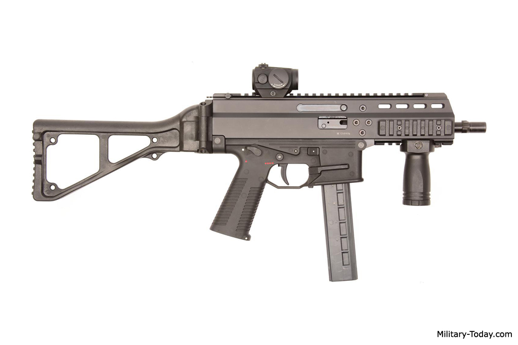 Defensa y Armas: Subfusil Brügger y Thomet APC9 (Suiza)