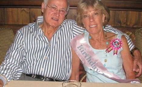 .: increíble y Penoso mamá biológica de Steve Jobs no sabe que murió