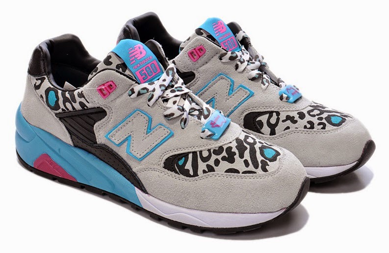 KASUT DOTKOM: KASINA x NEW BALANCE MRT580