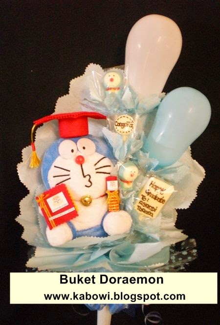 PRODUSEN BONEKA WISUDA PLAKAT Souvenir Graduation KADO HADIAH ...