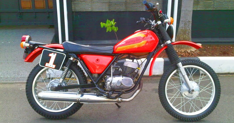 Harley-Davidson SS 125 "Harley Malaria"