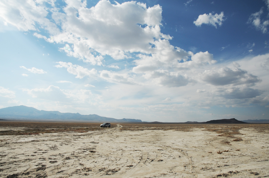 KARIKJØSNES: NANCY HOLT'S SUN TUNNELS, UTAH