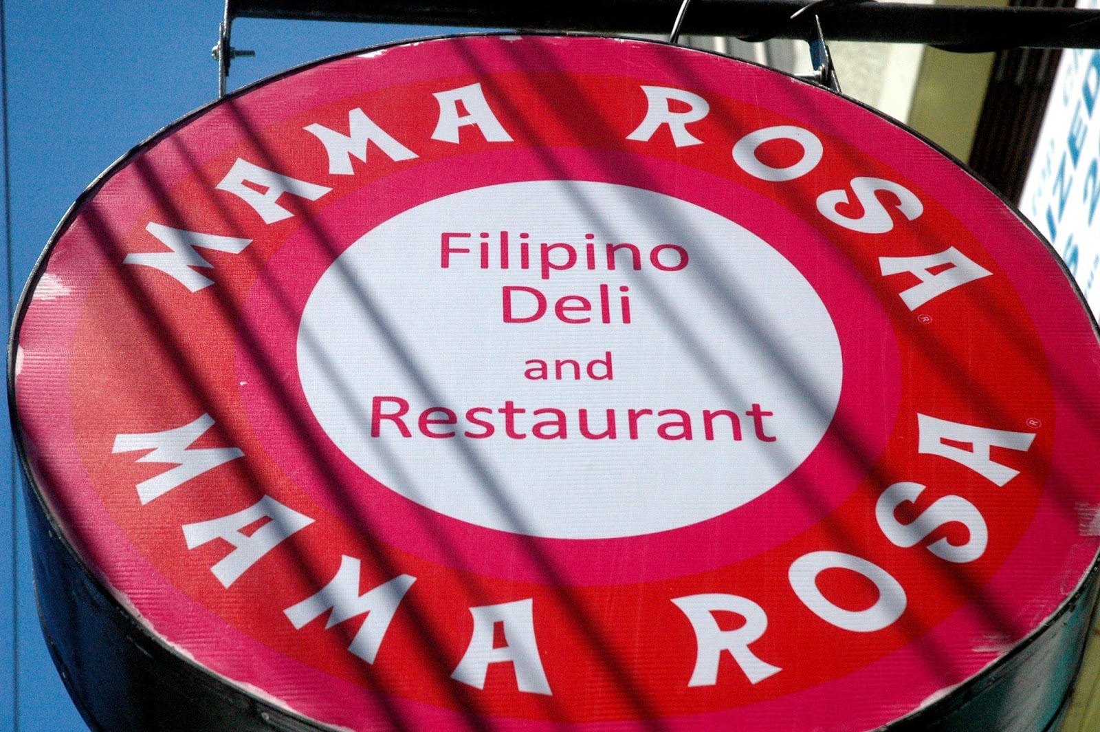 DUDE FOR FOOD: A Sunday Seafood Lunch at Mama Rosa