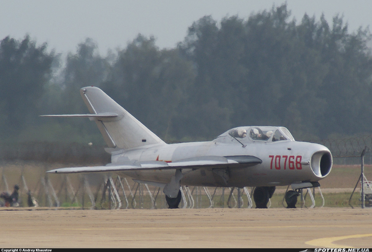 Luftwaffe A.S: Glance at China's Aircraft Industry: CHENGDU