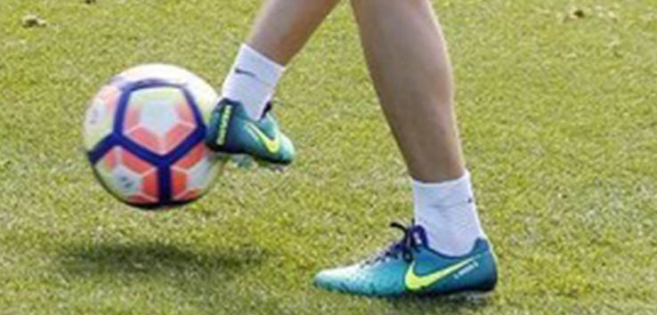 Closer Look | Iniesta's Custom Nike Magista Opus Floodlight Pack Boots ...