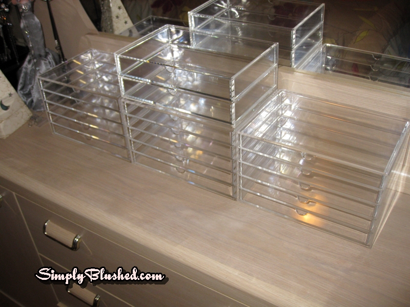 Simply Blushed: PRODUCT REVIEW: Muji Acrylic Storage Units