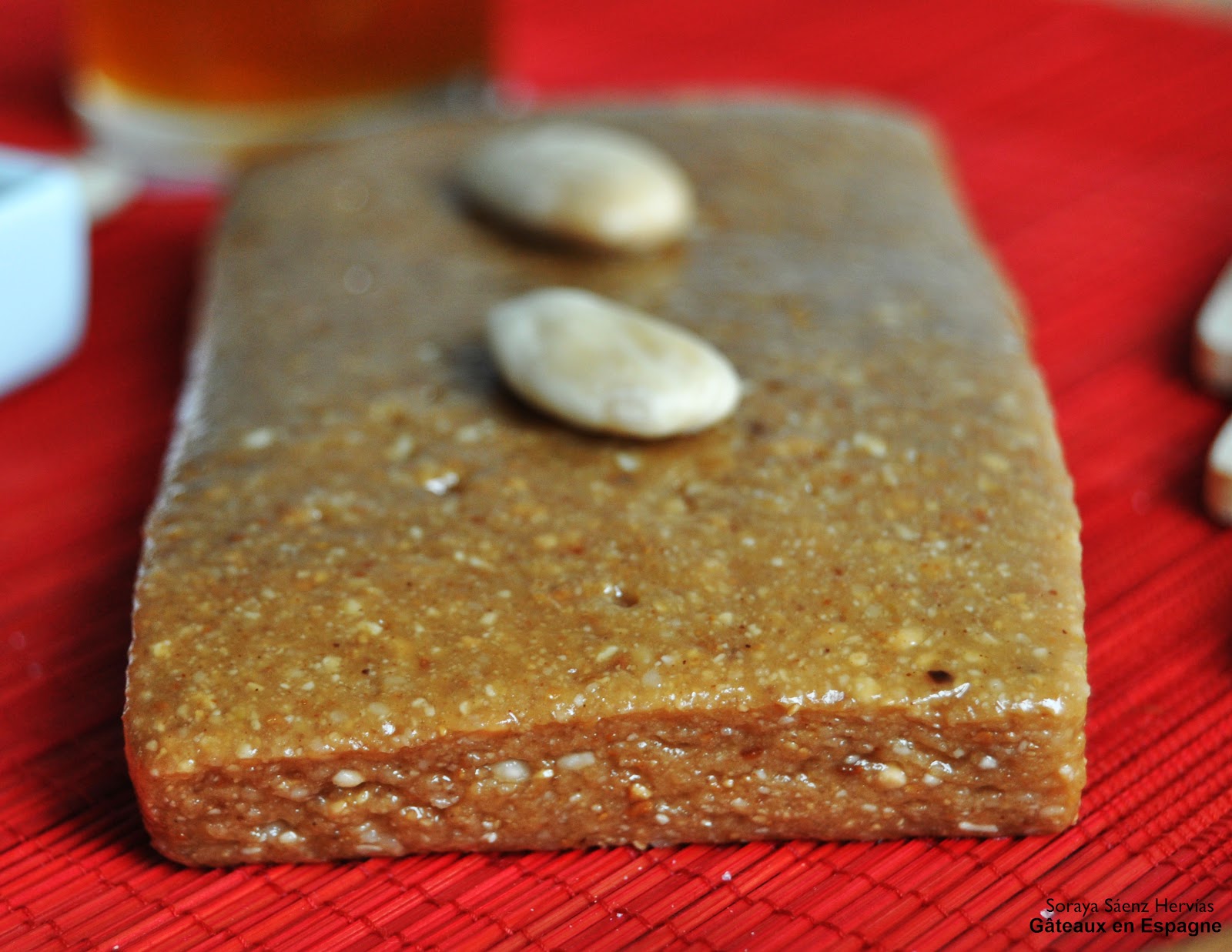 GÂTEAUX EN ESPAGNE: Recette de turron de Jijona (turron mou)