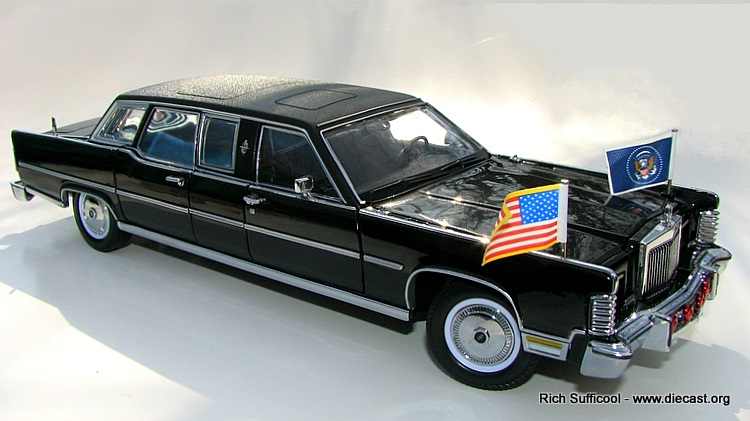 We Love Lincoln's Past, Present And Future...,: Presidential Cars (Lincoln)