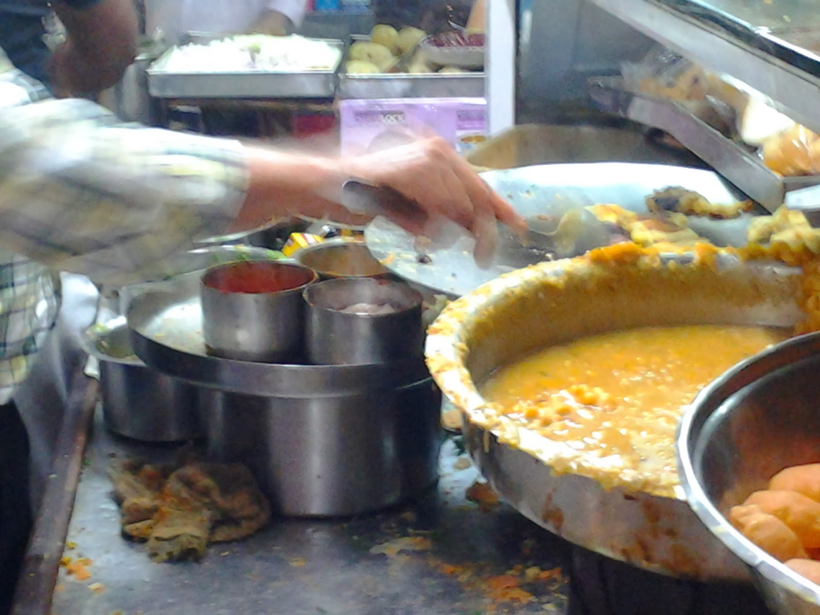 Planet Food India: Panipuri, Ragda Pattice and Bhel at Matunga, Mumbai ...