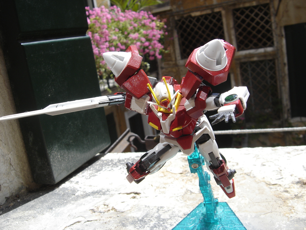 Lightning Ace's gundams: 00 GUNDAM 7 SWORD/G HG 1/144 posings with GN ...