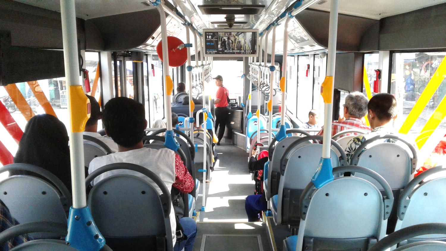 ~: TransJakarta Rute Blok M - Pondok Labu