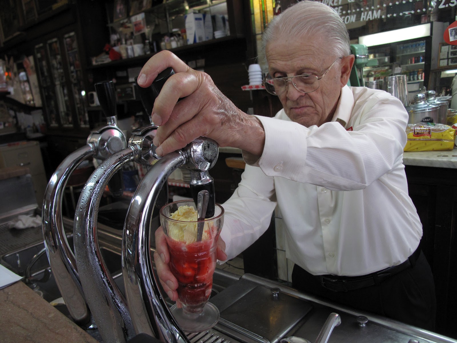 TJs Great Places: Wilton Candy Kitchen Wilton, IA