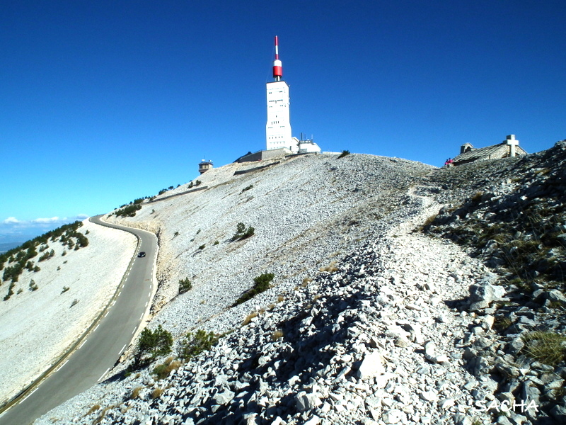 Un jour....Une photo !: Sommet du Mont Ventoux par le Vallon des ...