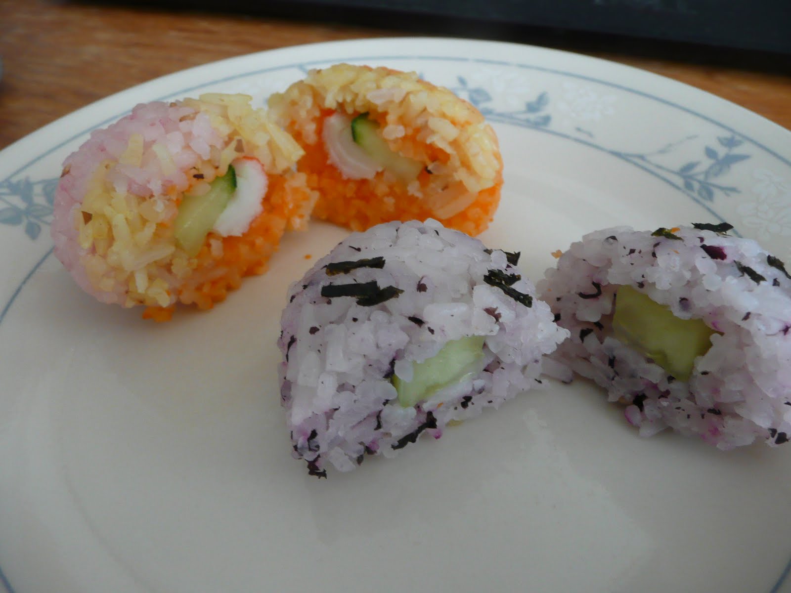 KuKuKawaii: Sushi Easter Eggs and other Sushi Rice Treats