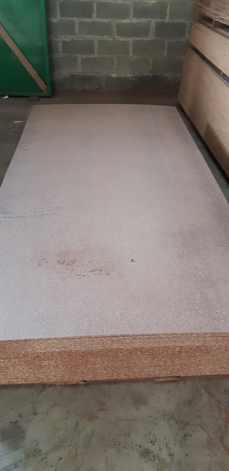 Kayu Harbot (Partikel Board)