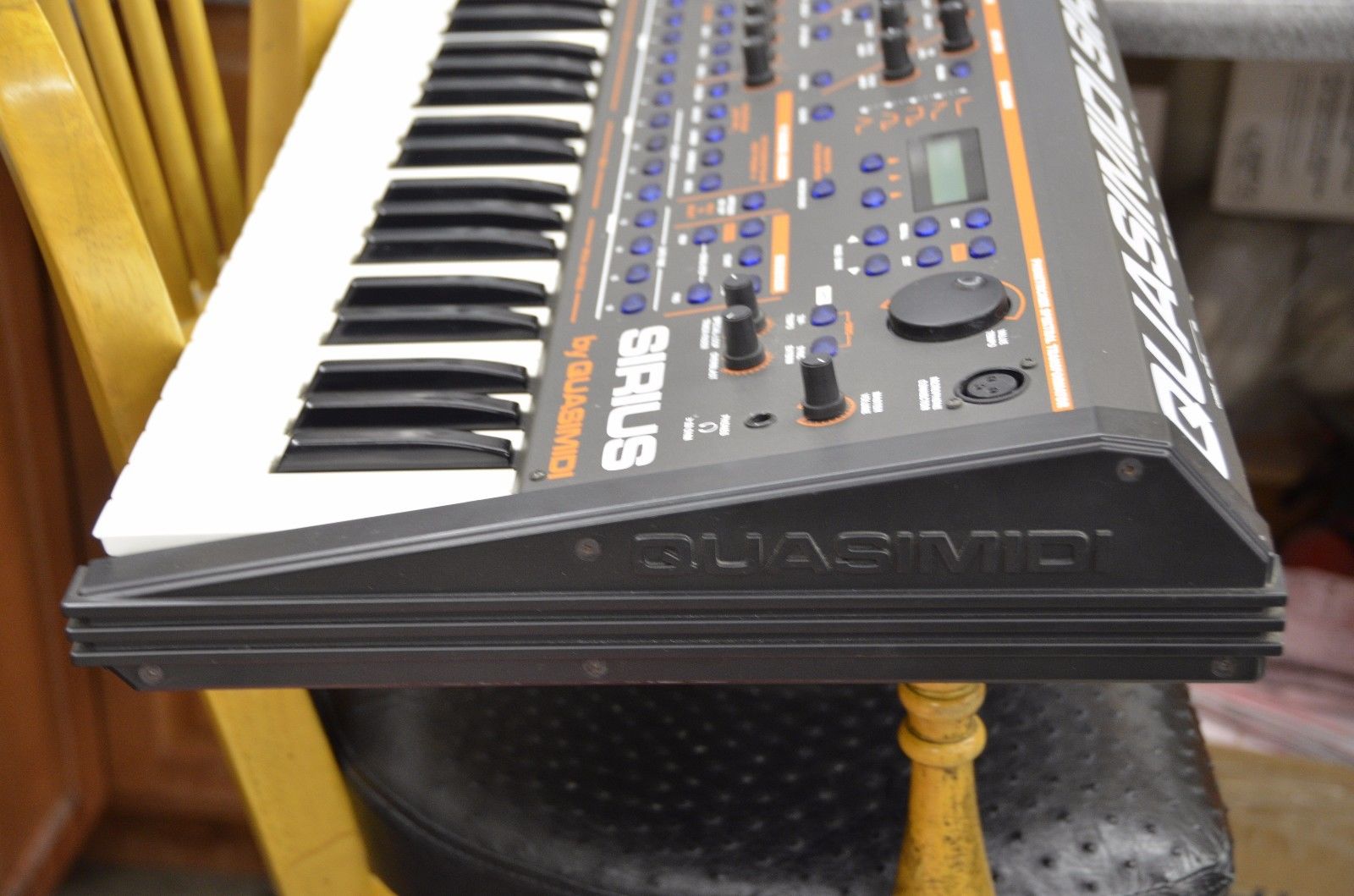 MATRIXSYNTH: Quasimidi Sirius Groovebox Keyboard Synthesizer with Vocoder
