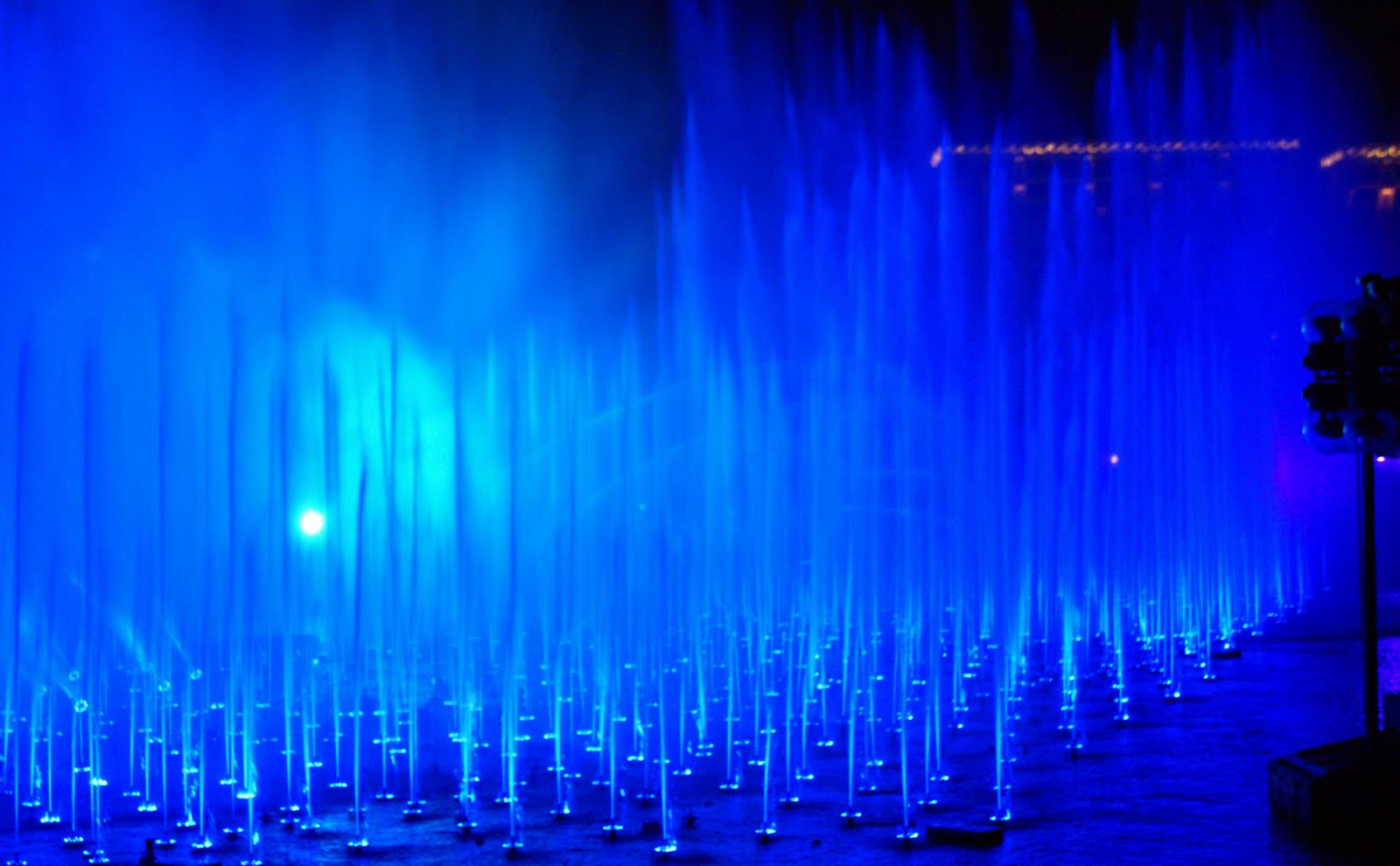 Artful Anthology: Day 21: Disney Water Show.