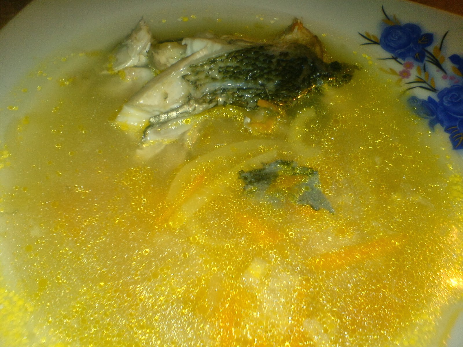 Ciorba din cap de peste | Preparatedevis.ro