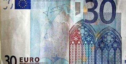 A veces veo muermos: El billete de 30 euros