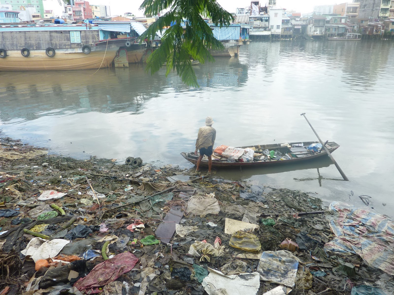 Thanh's Social Study Blog: Squatter area