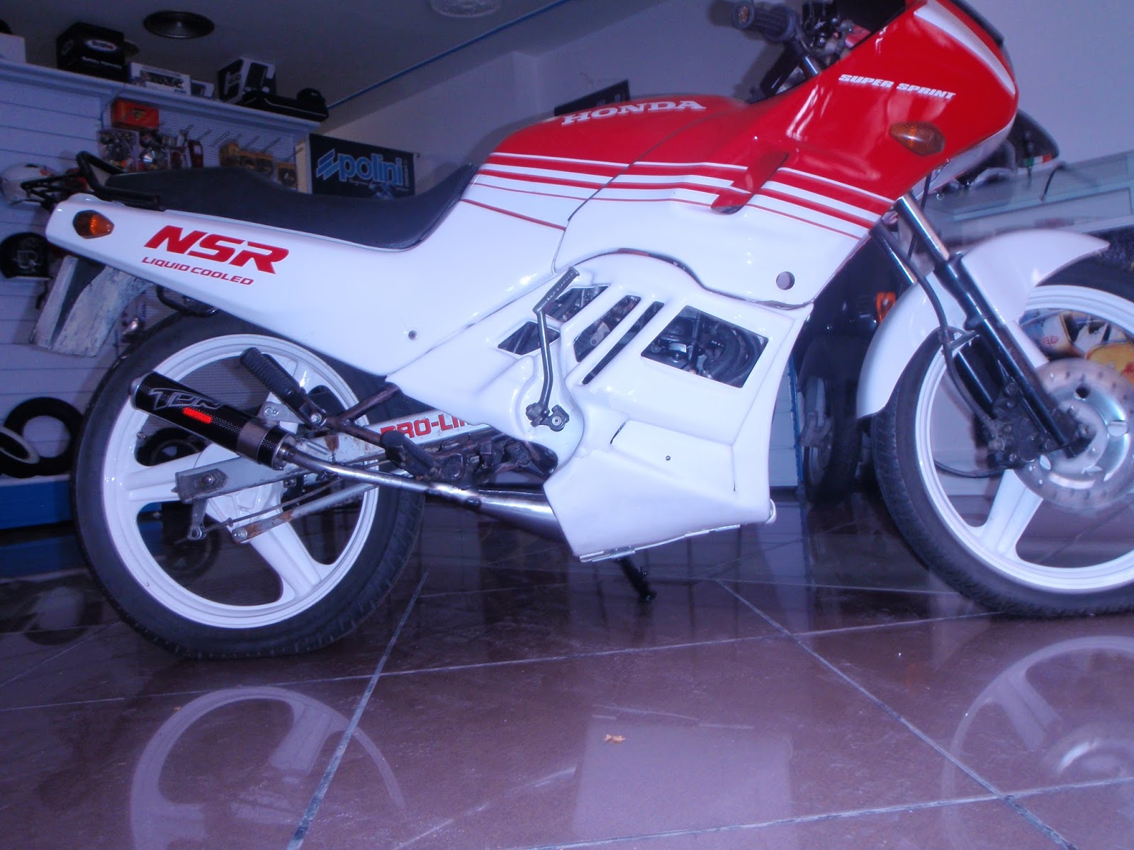 TUN Competición: escape carreras HONDA NSR 80