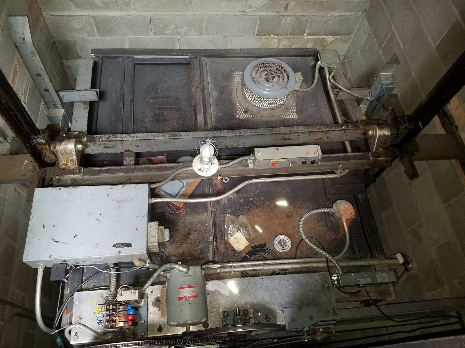 Chicago Elevator Maintenance - Colley Elevator: Elevator door operator ...