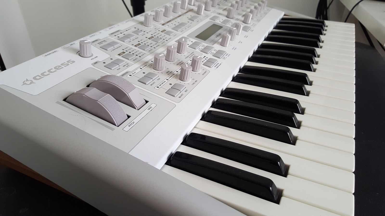 MATRIXSYNTH: Access Virus TI2 Polar 37 Key Synthesizer Mint