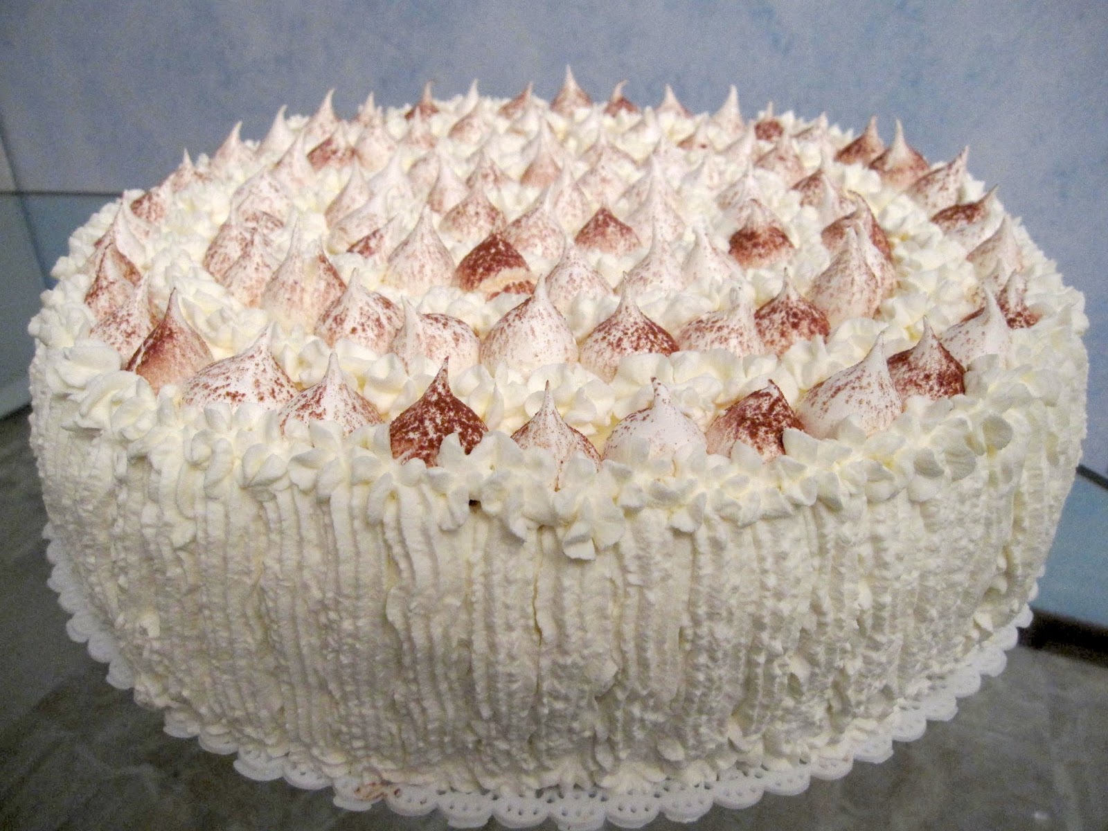 Coccole di dolcezza: Meringata semifreddo al cioccolato extrafondente