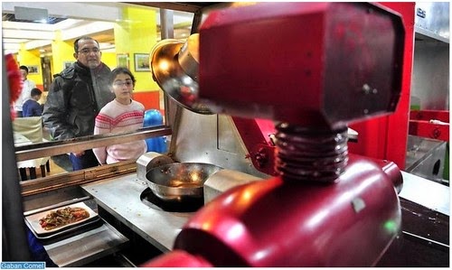Restoran Robot Pertama Didunia. - Gaban Comel