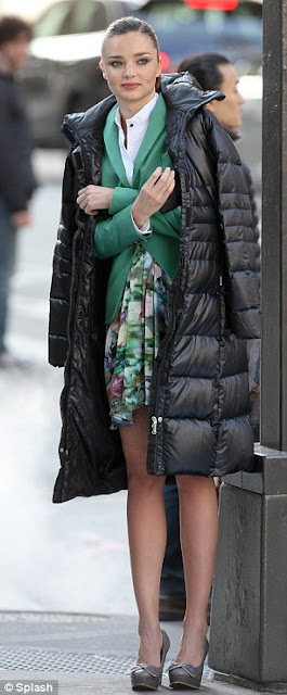 Dirty Hollywood: Smoking Hot Miranda Kerr