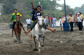 Etnias del Ecuador: REGION COSTA MONTUBIOS