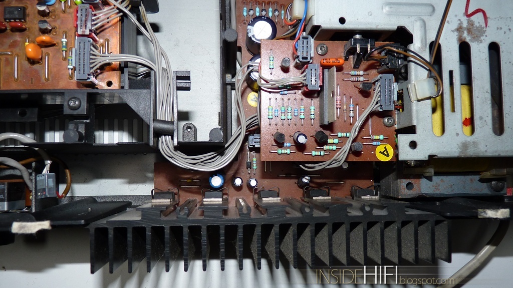 Inside Hi-Fi: Philips CD 304