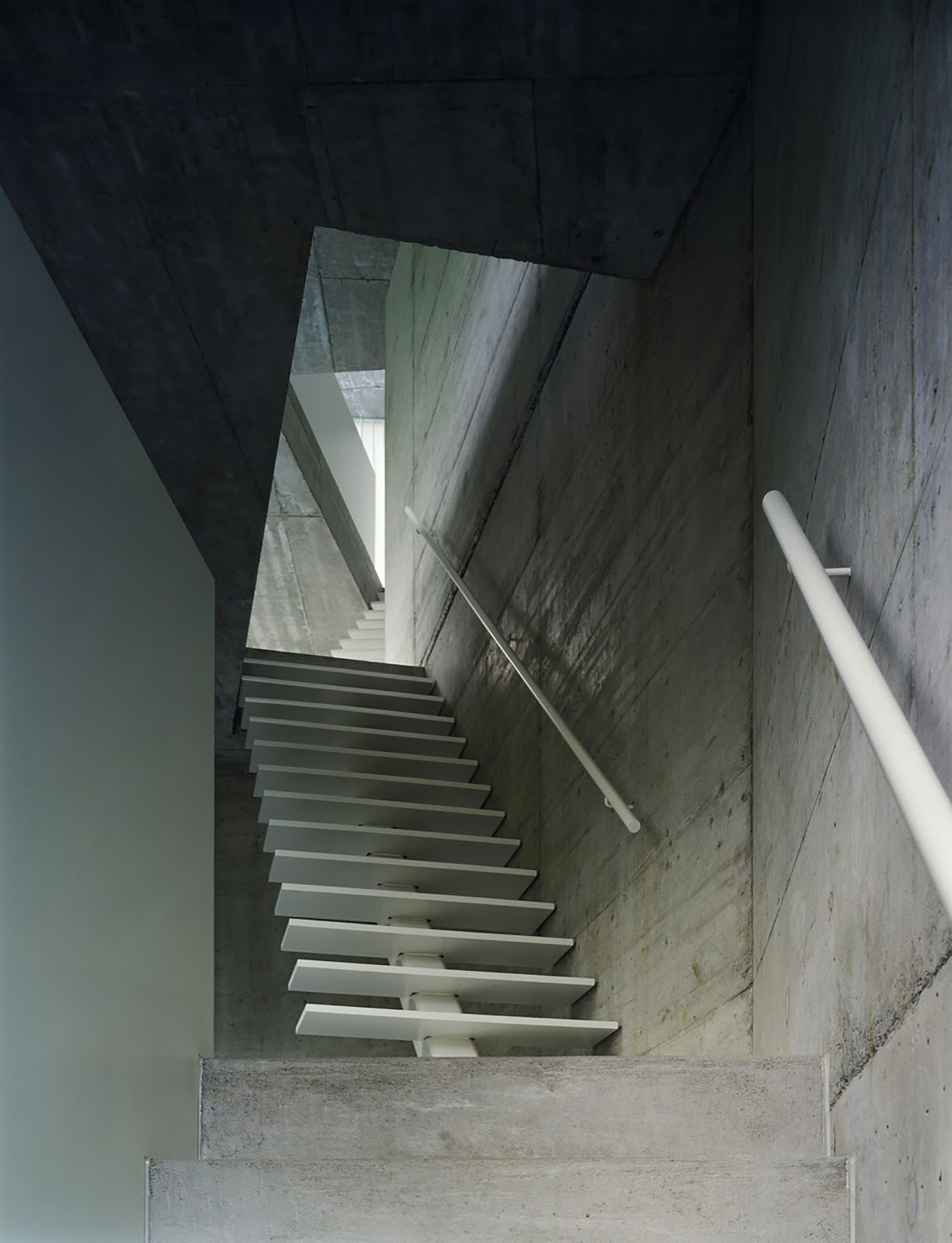 Christian Kerez – a f a s i a