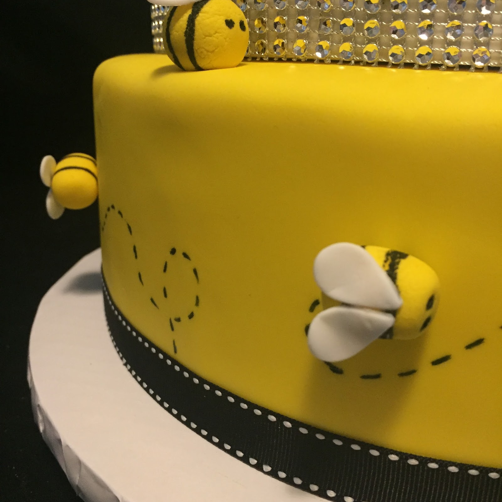 Happy 1st Bee-Day Cake