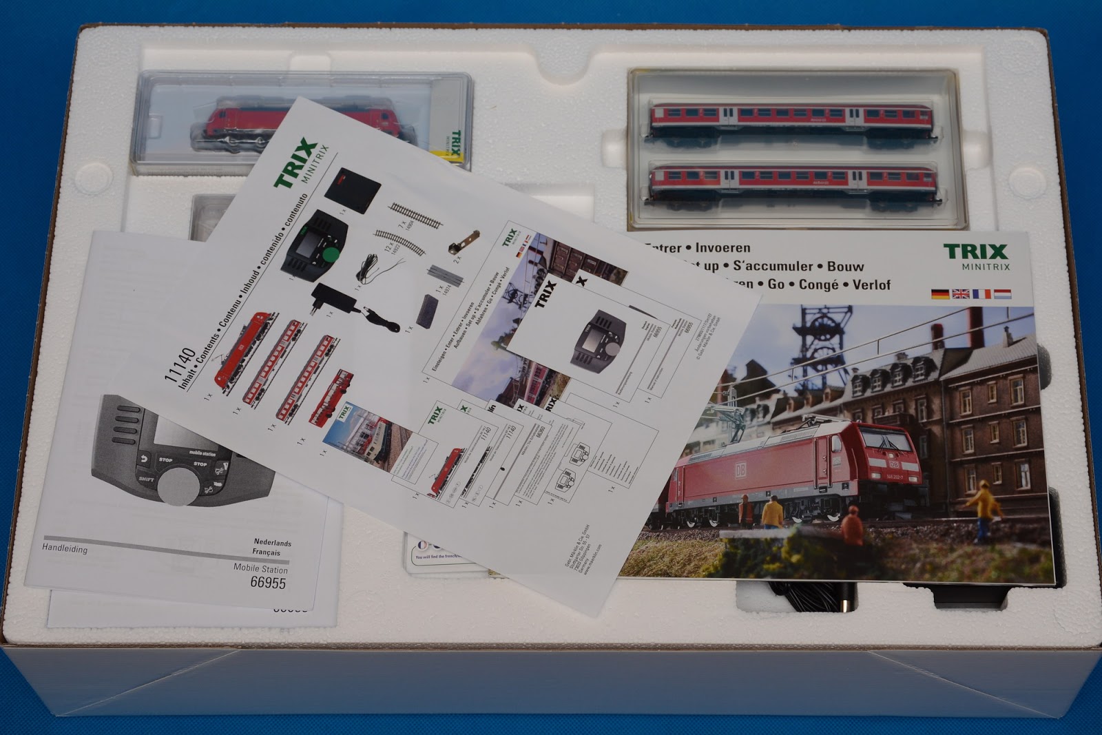 My Miniature Worlds: Trix 11140, N-scale passenger train digital ...