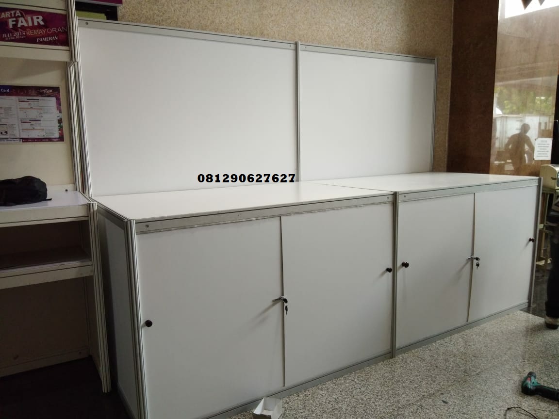 Meja display | PRJ - PARTISI PAMERAN 081290627627