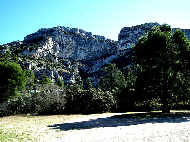Un jour....Une photo !: Les rochers de Baude et la source du Boulon ...