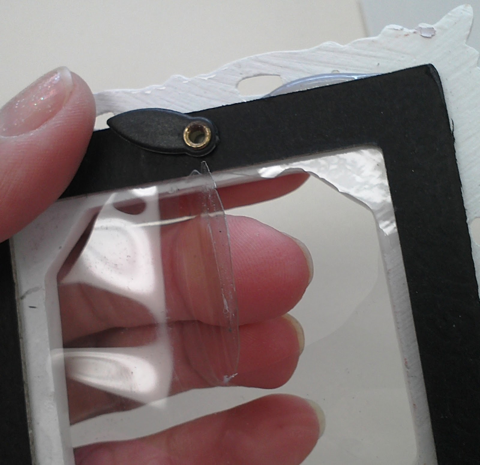 2MESSY: DIY ~ Picture Frame Pin Cushion