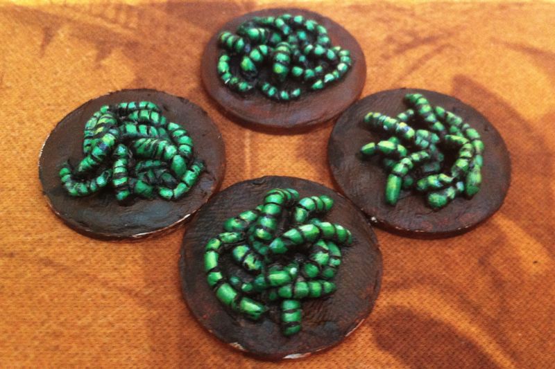 roleplay-geek: DIY Rot Grubs