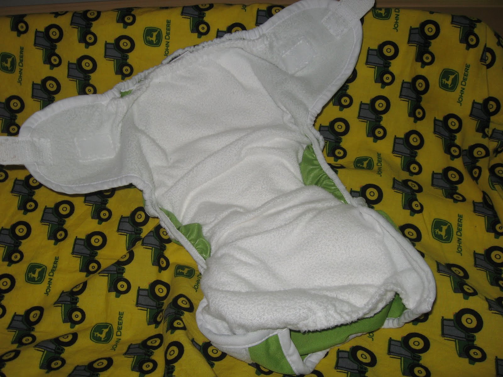 Cloth Diaper Addiction: Thirsties Duo Diaper