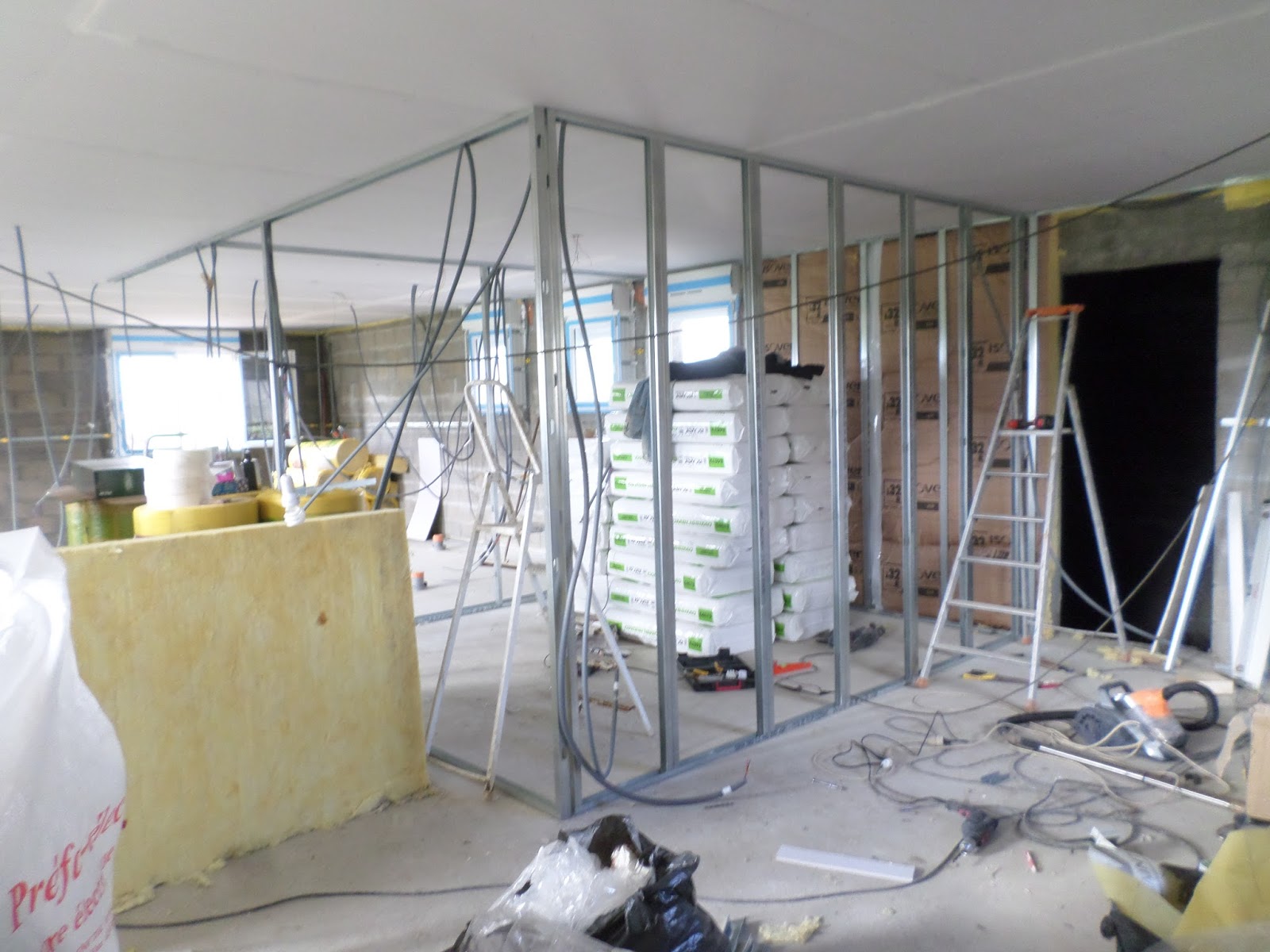 Autoconstruction Basse Normandie: Doublage / Cloison en attendant l'enduit