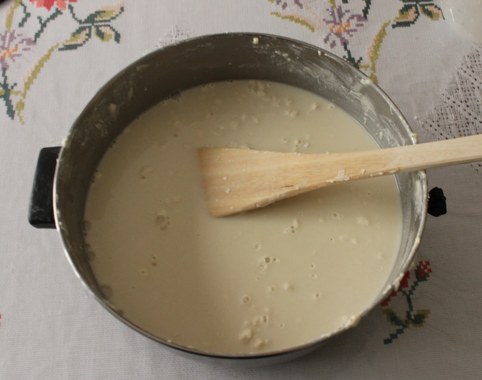 la guarida de EL ATERRADOR: Como hacer Engrudo