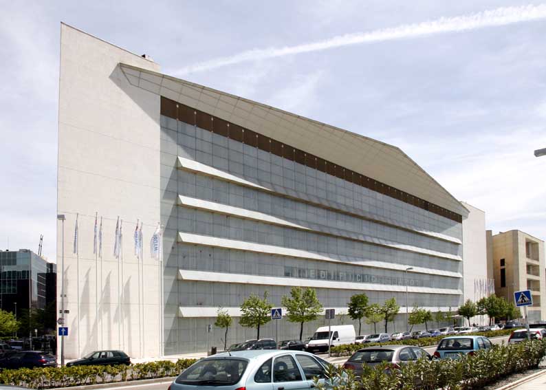 .: MADRID ESPACIOS Y CONGRESOS ANUNCIA LA VENTA DEL EDIFICIO APOT EN CAMPO DE LAS NACIONES