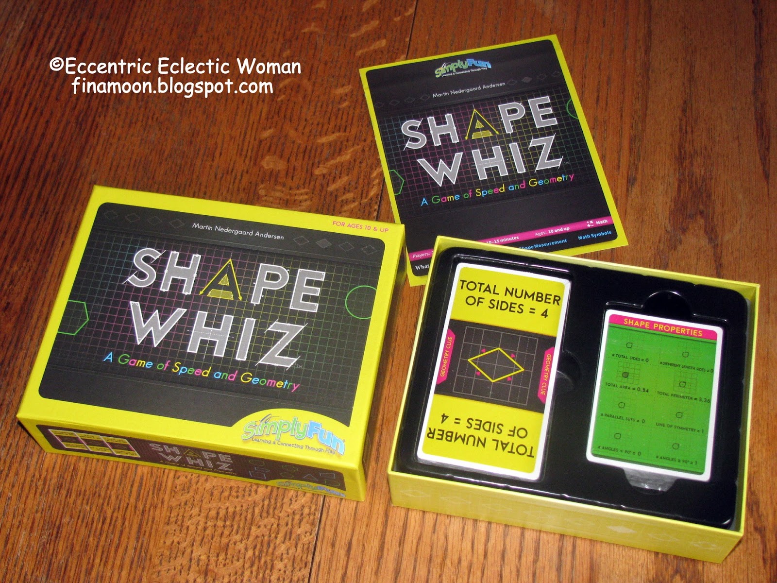 Eccentric Eclectic Woman: SimplyFun Shape Whiz Board Game Review