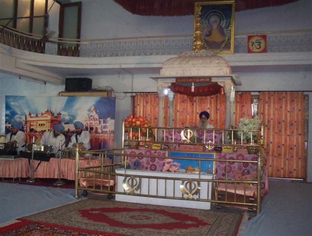 Vivere Altrimenti: Bal Ashram: newsletter Aprile 2011.