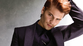 Pandemónium.: Actor para Elliot Grey.