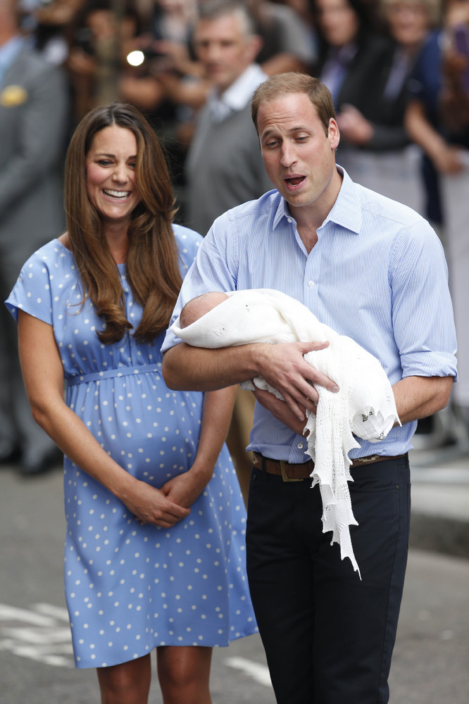 Crap No One Tells You: Duchess Parades More Than Her Tiny Prince
