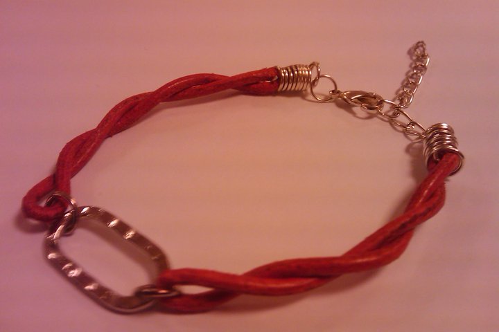 Bijuterii Handmade: Bratari Handmade