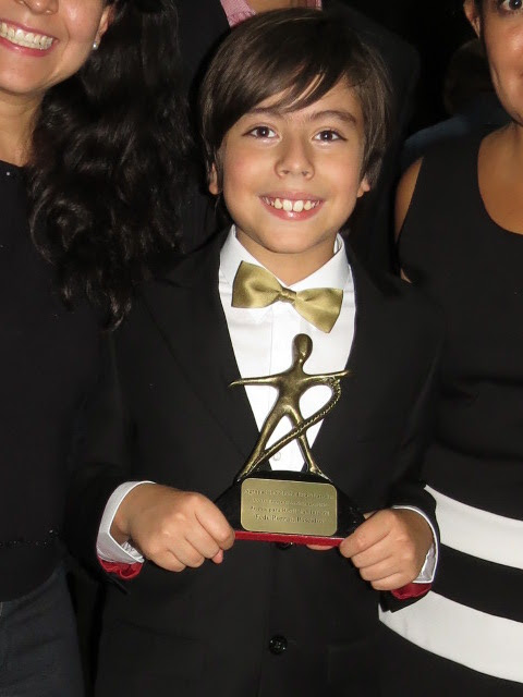 TODO AL AIRE: FEDE PORRAS GANA PREMIO APT